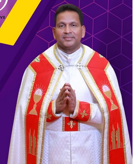 Leiter der Kirchengemeinde ist Pfr. Vincent Padinjarakadan